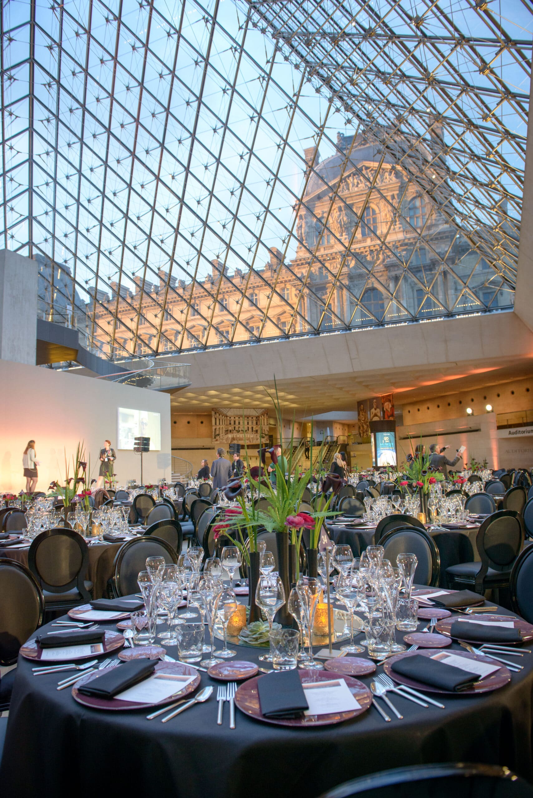 LAFAYETTE DMC I Official Website I Gala dinner
